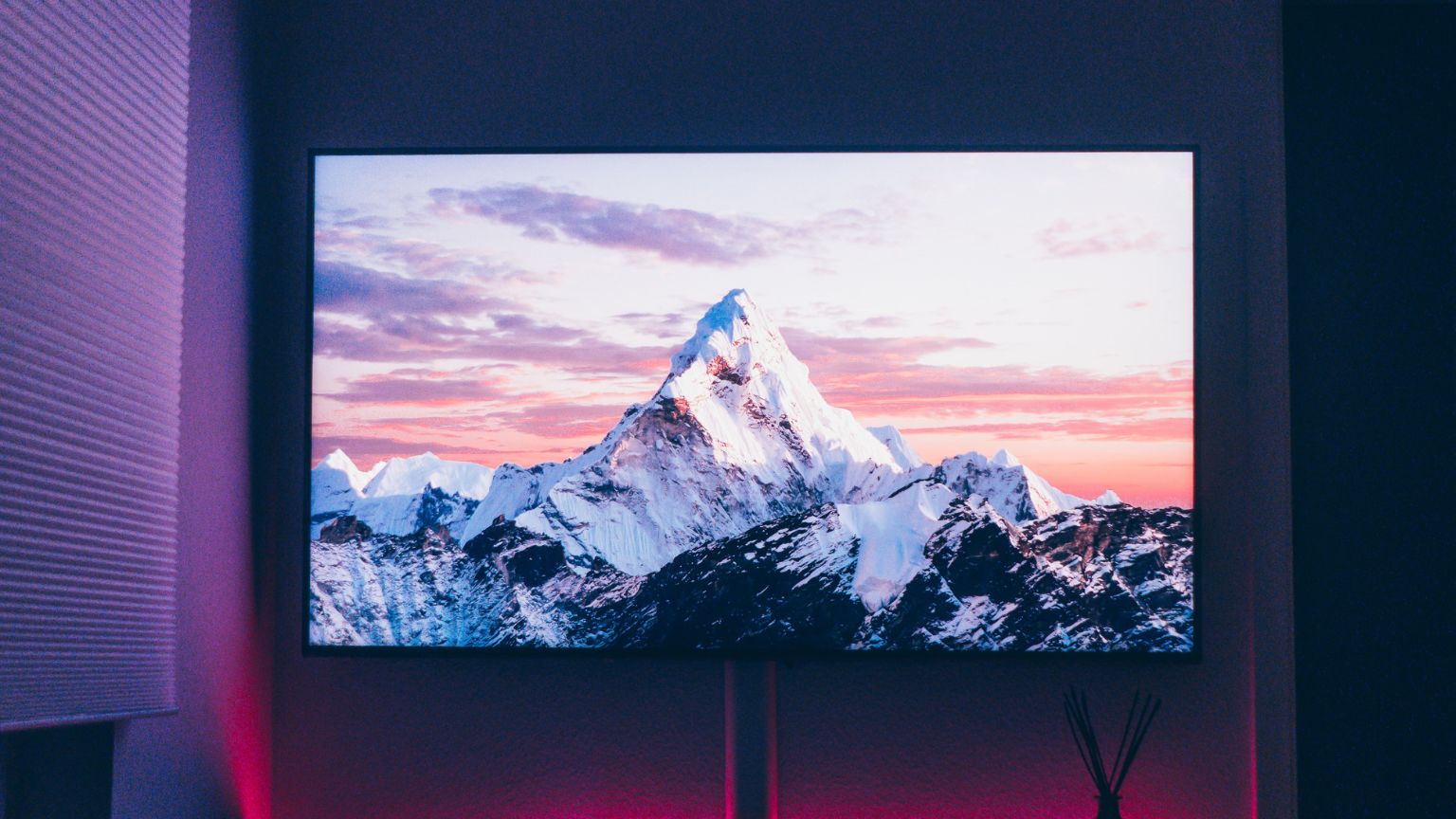 Australia Considers Forcing Smart TVs To Pre-Install Apps From Legacy Media